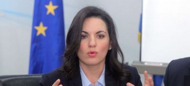 Δένδιας και Όλγα στα Χανιά την Πέμπτη | zarpanews.gr