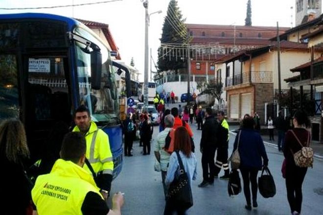 Στην Αθήνα 5.000 μεταλλωρύχοι από τις Σκουριές | Συγκέντρωση και πορεία ...