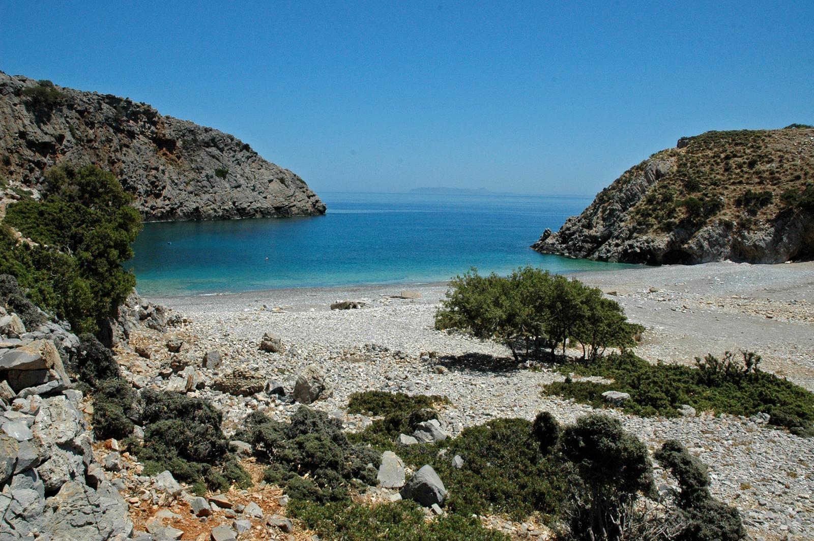 Οι παραλίες των Χανίων που γνωρίζουν λίγοι και που πρέπει να ...