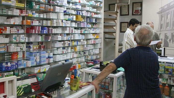 Χανιά | “Έμποροι την ημέρα, τη νύχτα φαρμακοποιοί” – Τι αλλάζει πάλι ...