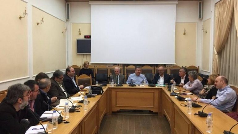 Χανιά | Το προσφυγικό στο Δ.Σ. της ΠΕΔ Κρήτης που συνεδριάζει σήμερα ...