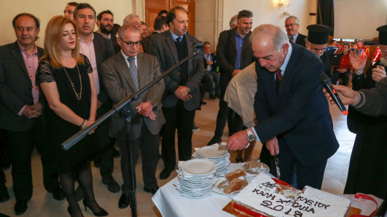Έκοψαν τη βασιλόπιτα στη Λότζια | zarpanews.gr