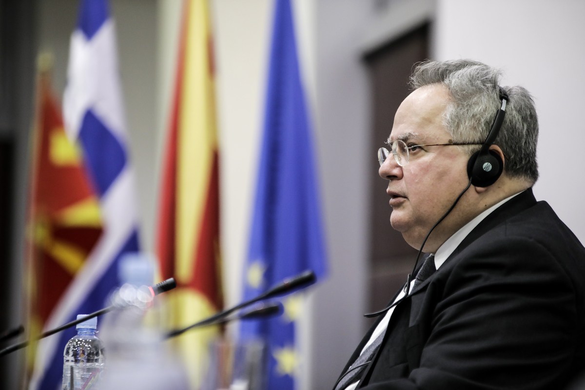Αυστηρό μήνυμα Κοτζιά προς ΠΓΔΜ: «Δείξτε σοβαρότητα, η διαπραγμάτευση ...