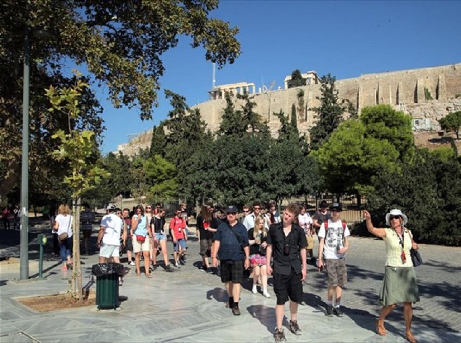 Πως αντέδρασαν στο σεισμό οι τουρίστες στην Ακρόπολη – Εκκενώθηκε το ...