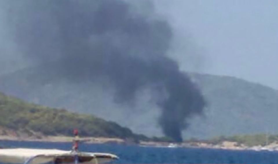 Συναγερμός για ιστιοφόρο που άρπαξε φωτιά | zarpanews.gr