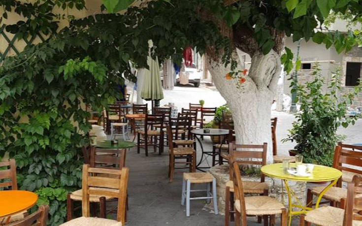 Ένα παραδοσιακό καφενείο στ’ Ανώγεια αυθεντική εμπειρία ζωής – Στην ...