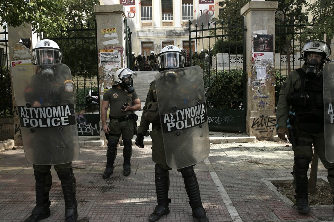 Το σχέδιο Χρυσοχοΐδη για τις συναθροίσεις και τις διαδηλώσεις – Πότε ...