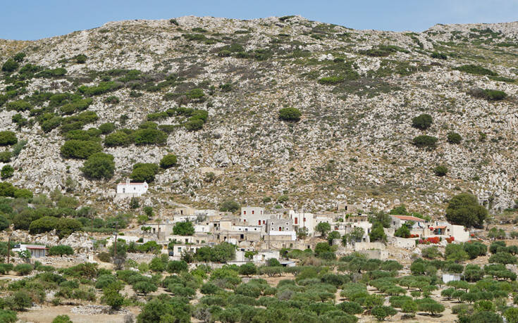 Το χωριό της Κρήτης με το περίεργο όνομα που είναι μεταξύ… φθοράς και ...