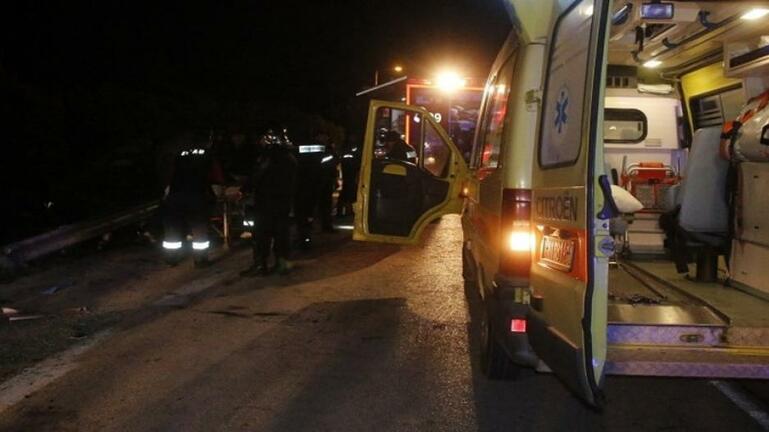 Κρήτη | Αγροτικό βρήκε από το δρόμο και κατέληξε σε χωράφι | zarpanews.gr