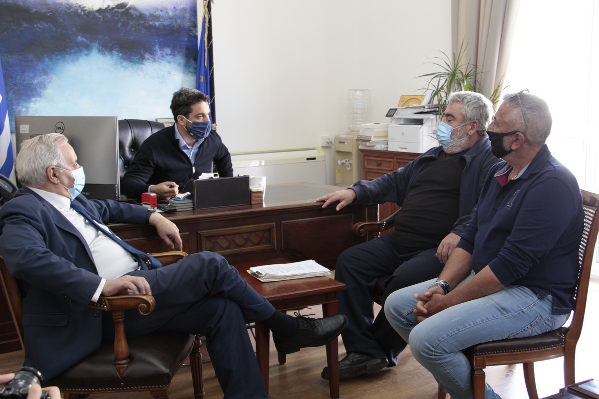 Τι είπε στους παραγωγούς της Λαϊκής Αγοράς ο Δήμαρχος Χανίων | zarpanews.gr