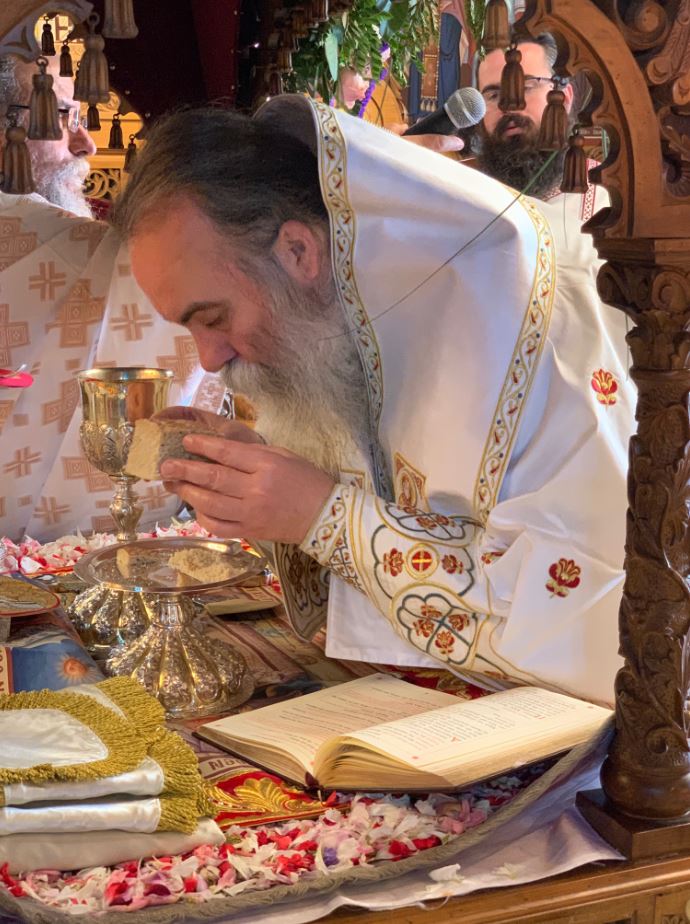 Η πρώτη Ανάσταση στην Ιερά Μητρόπολη Κισάμου | Photos | zarpanews.gr