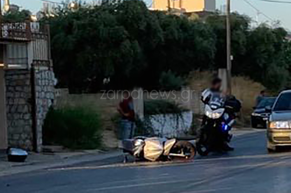 Τροχαίο με μηχανάκι στα Χανιά – Στο νοσοκομείο δύο κοπέλες | Photos ...