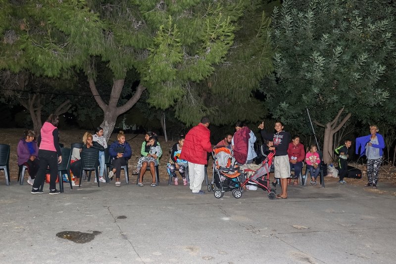 Σεισμός στην Κρήτη: Δύσκολη νύχτα για τους κατοίκους του Αρκαλοχωρίου ...