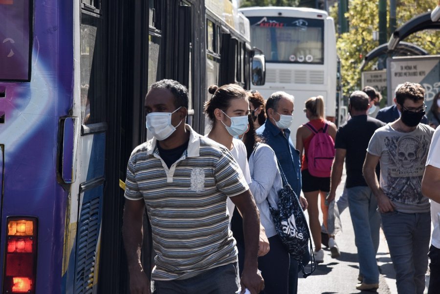 Δωρεάν μάσκες στους επιβάτες στις αστικές συγκοινωνίες – Δεν αντέχεται ...