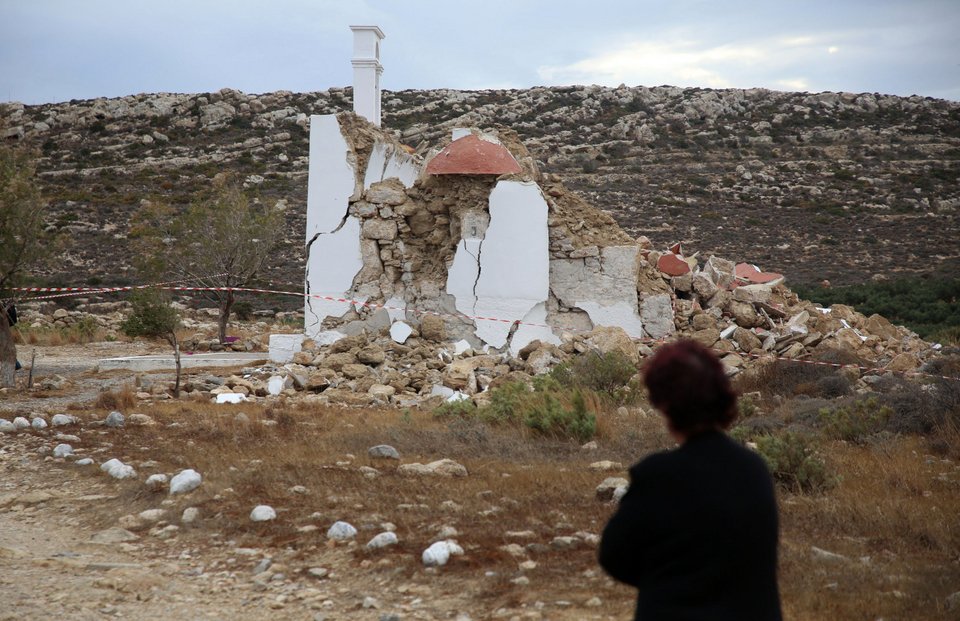 Κρήτη | Ανάσταση στο εκκλησάκι που κατέρρευσε από τον σεισμό των 6,3 ...