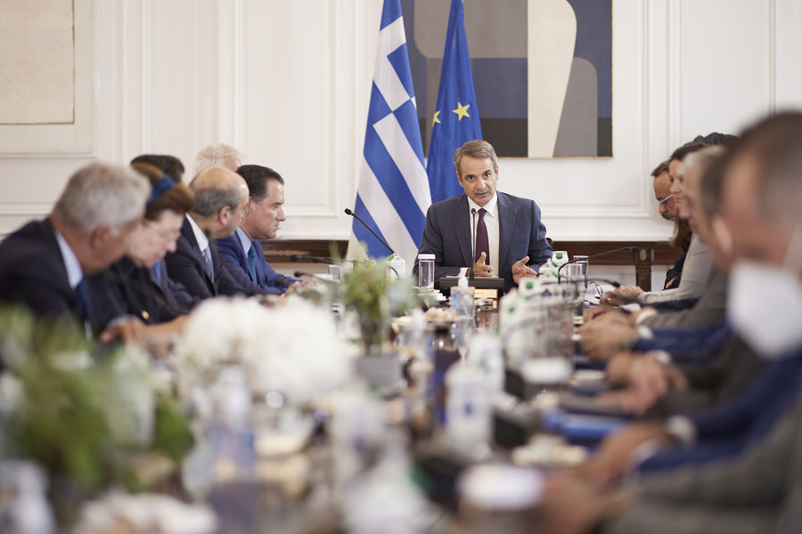Αντίο επιτελικό κράτος – Ο Μητσοτάκης “ξαναμοιράζει την τράπουλα” στους ...