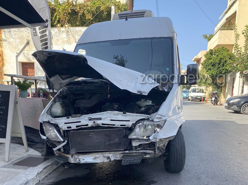 Τροχαίο ατύχημα στα Χανιά – Σφοδρή σύγκρουση δύο οχημάτων | zarpanews.gr