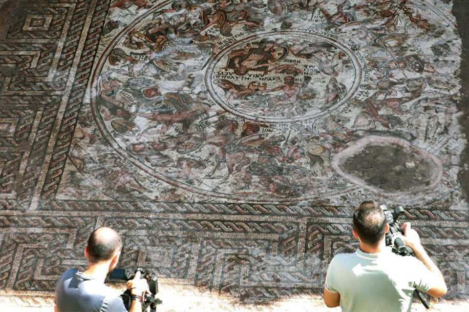 Εκπληκτικό αρχαιοελληνικό μωσαϊκό ανακάλυψαν στη Συρία – Αγαμέμνων ...