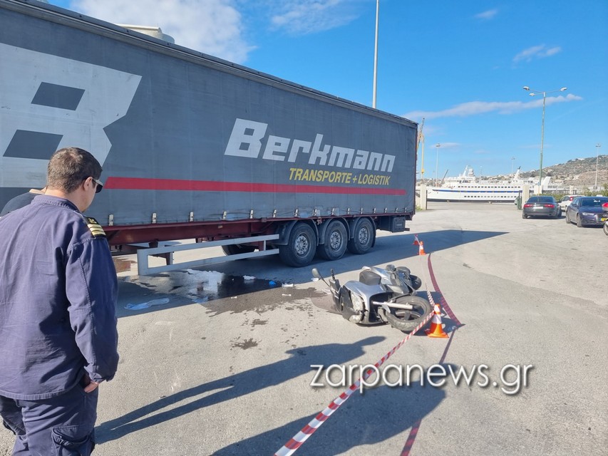 Σοβαρό τροχαίο στην είσοδο του λιμανιού της Σούδας: Μηχανή συγκρούστηκε ...