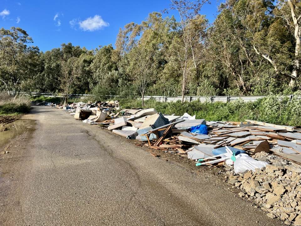 Χανιά | Απίθανο σκουπιδαριό στη Γεωργιούπολη – Ντροπιαστικές εικόνες σε ...