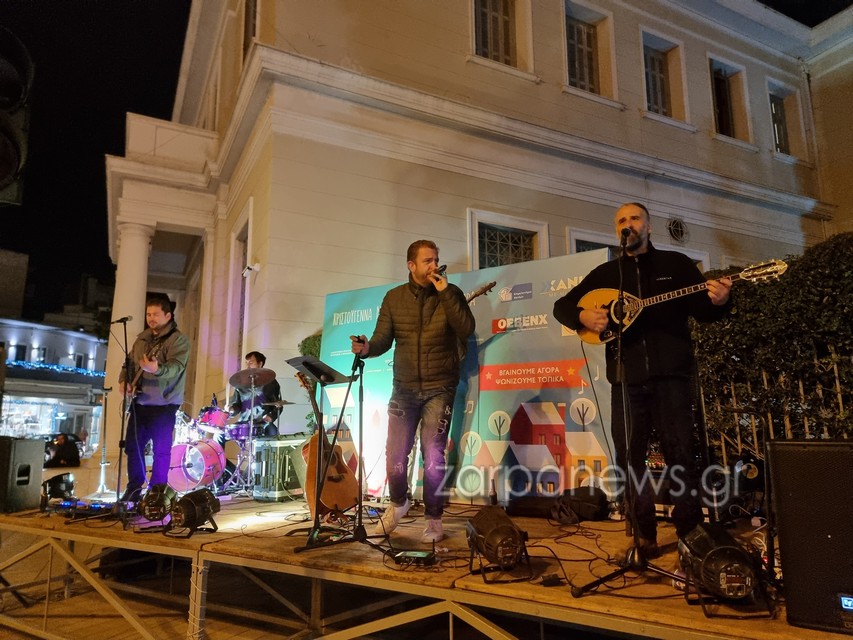 Ζέστανε την πόλη ο Μάνος Μαλαξιανάκης – Ξεκίνησαν τα “Μουσικά ...