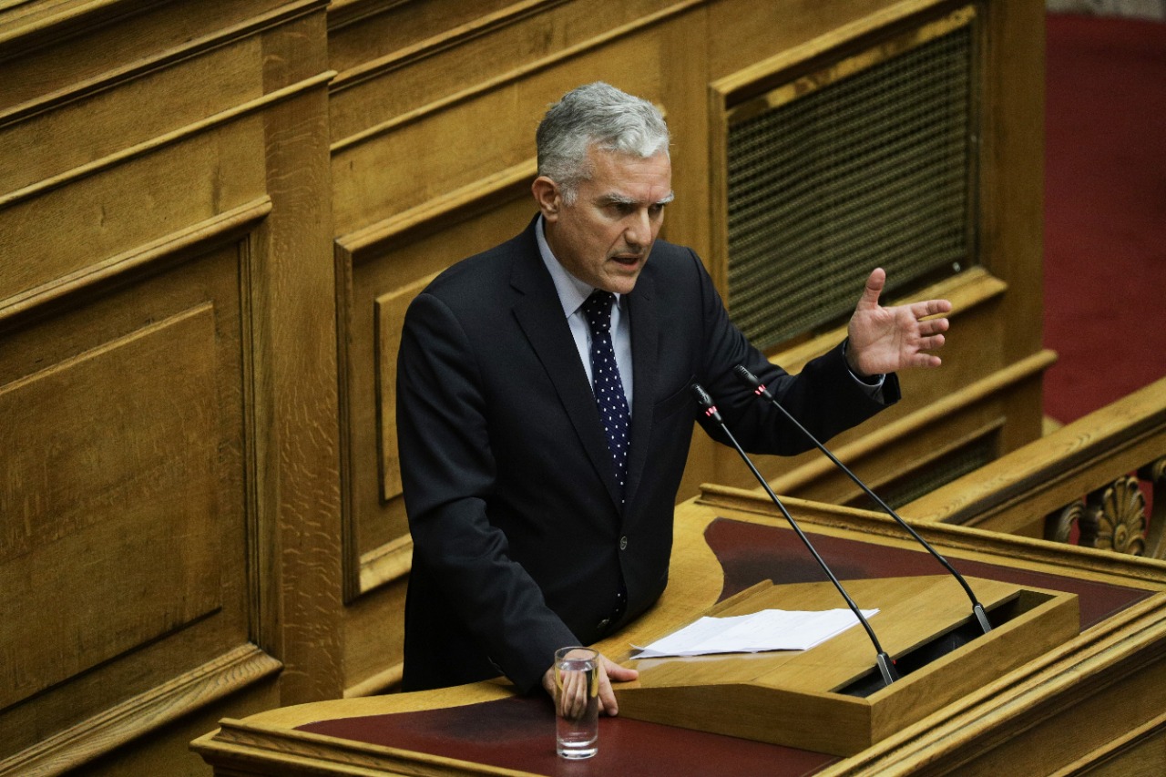 Βολουδάκης στον προϋπολογισμό: Η κυβέρνηση της ΝΔ μείωσε φόρους και ...