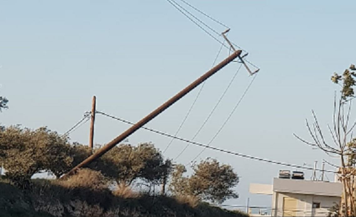 Σκηνή τρόμου στο Ηράκλειο: Πέφτει στύλος της ΔΕΗ στις Άνω Γούβες από ...
