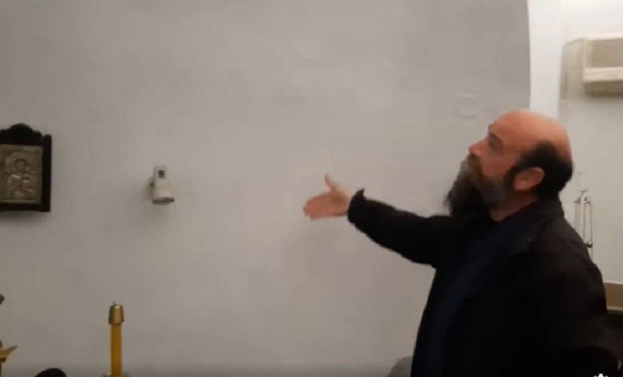 Ετοιμόρροπη εκκλησία στην Κρήτη λειτουργεί ενάμιση χρόνο μετά τον ...