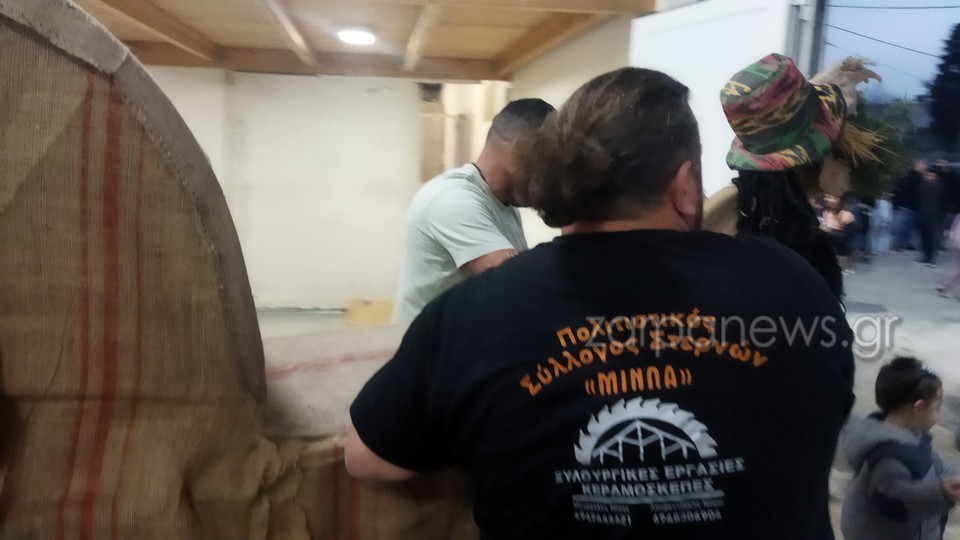 Χανιά | Το κάψιμο της καμήλας αναβίωσε και στις Στέρνες την Καθαρά ...