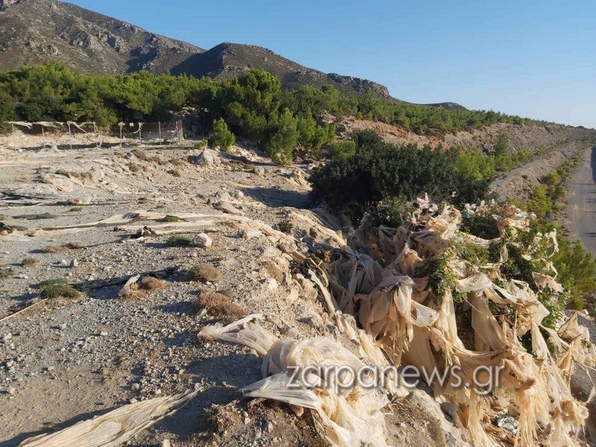 Δεξαμενή από… πλαστικά και νάιλον! Εικόνες ντροπής υποβαθμίζουν το ...