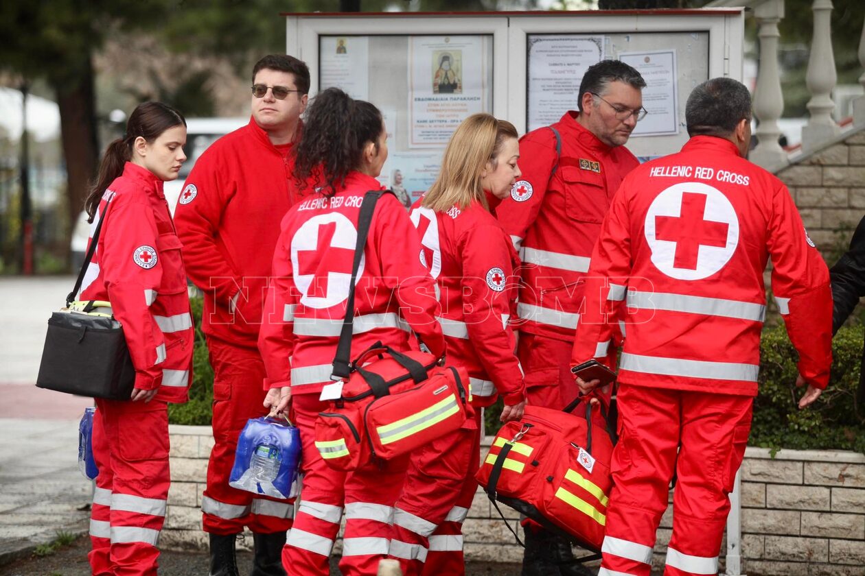Ανείπωτος πόνος στην Κατερίνη για την 34χρονη – Η πρώτη κηδεία θύματος ...