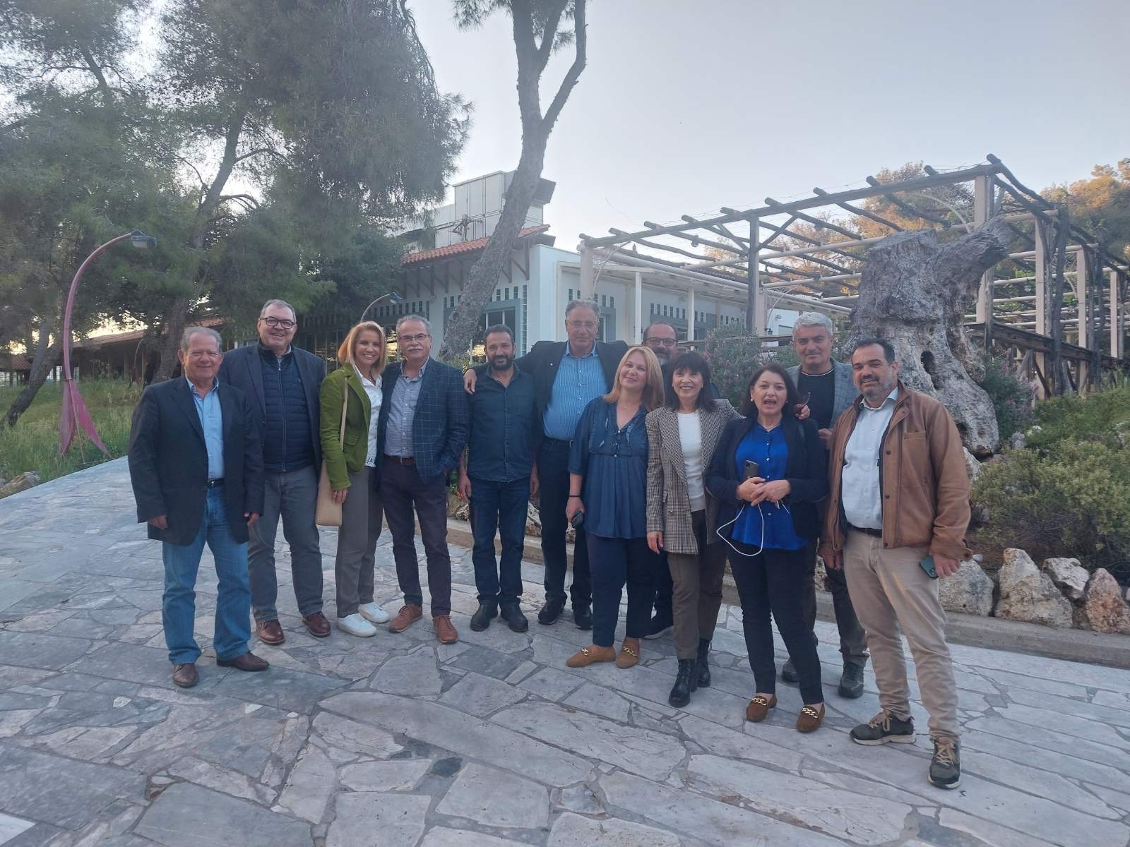 Χανιά | Προβλήθηκε το ντοκιμαντέρ «Άγρια χόρτα – Μια πολύτιμη ...
