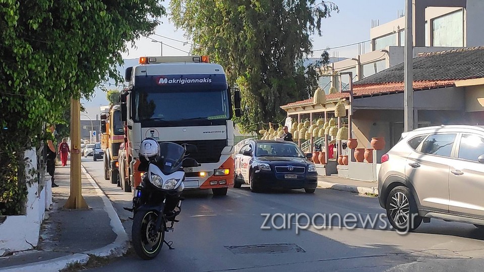 Μποτιλιάρισμα στην λεωφόρο Σούδας στα Χανιά από φορτηγό που «έμεινε ...