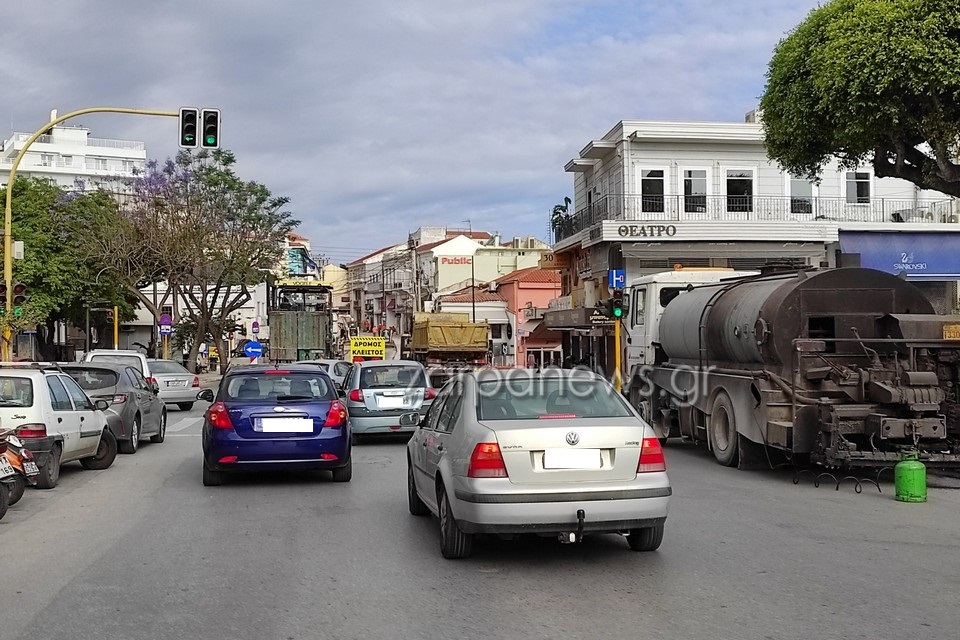 Ξεκίνησαν οι εργασίες ασφαλτόστρωσης στο κέντρο των Χανίων – Κλειστές ...