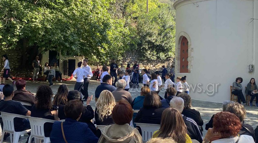 Χανια | Η γιορτή των λουλουδιών στις Μουρνιές – Έφαγαν, ήπιαν και ...