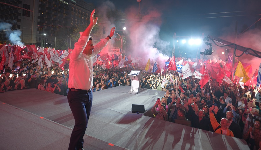Αλέξης Τσίπρας: Σήμερα στην πλατεία Συντάγματος χτυπάει η καρδιά της ...