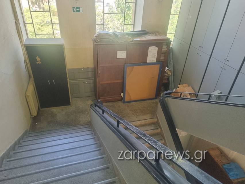 «Θα μας έρθει καμιά ντουλάπα στο κεφάλι» – Άσχημες εντυπώσεις και ...