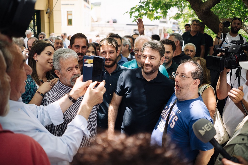 Κρήτη | Ολοκληρώθηκε η περιοδεία του Νίκου Ανδρουλάκη στο Ηράκλειο ...