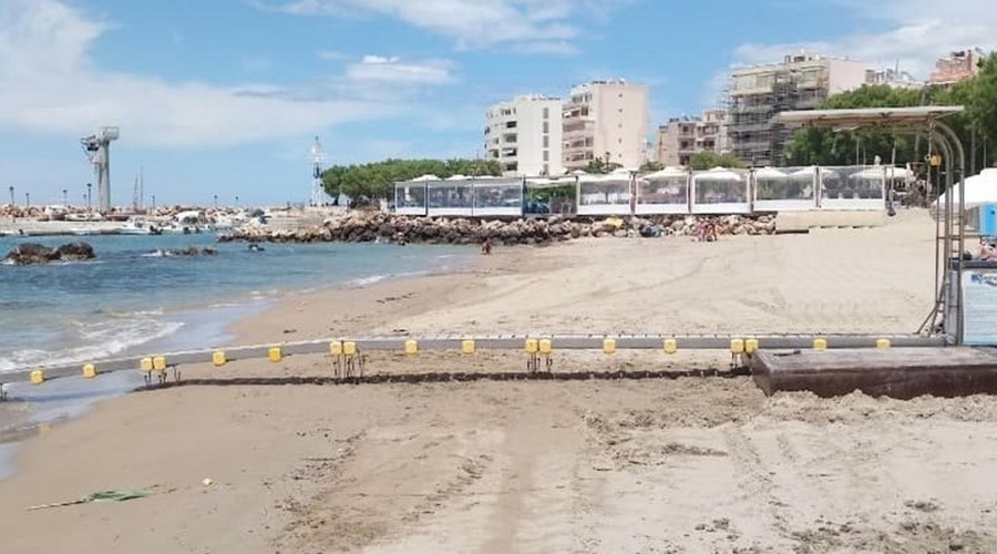 Διαμαρτύρονται οι ΑΜΕΑ των Χανίων: Έβγαλαν το Seatrac από τη Νέα Χώρα ...