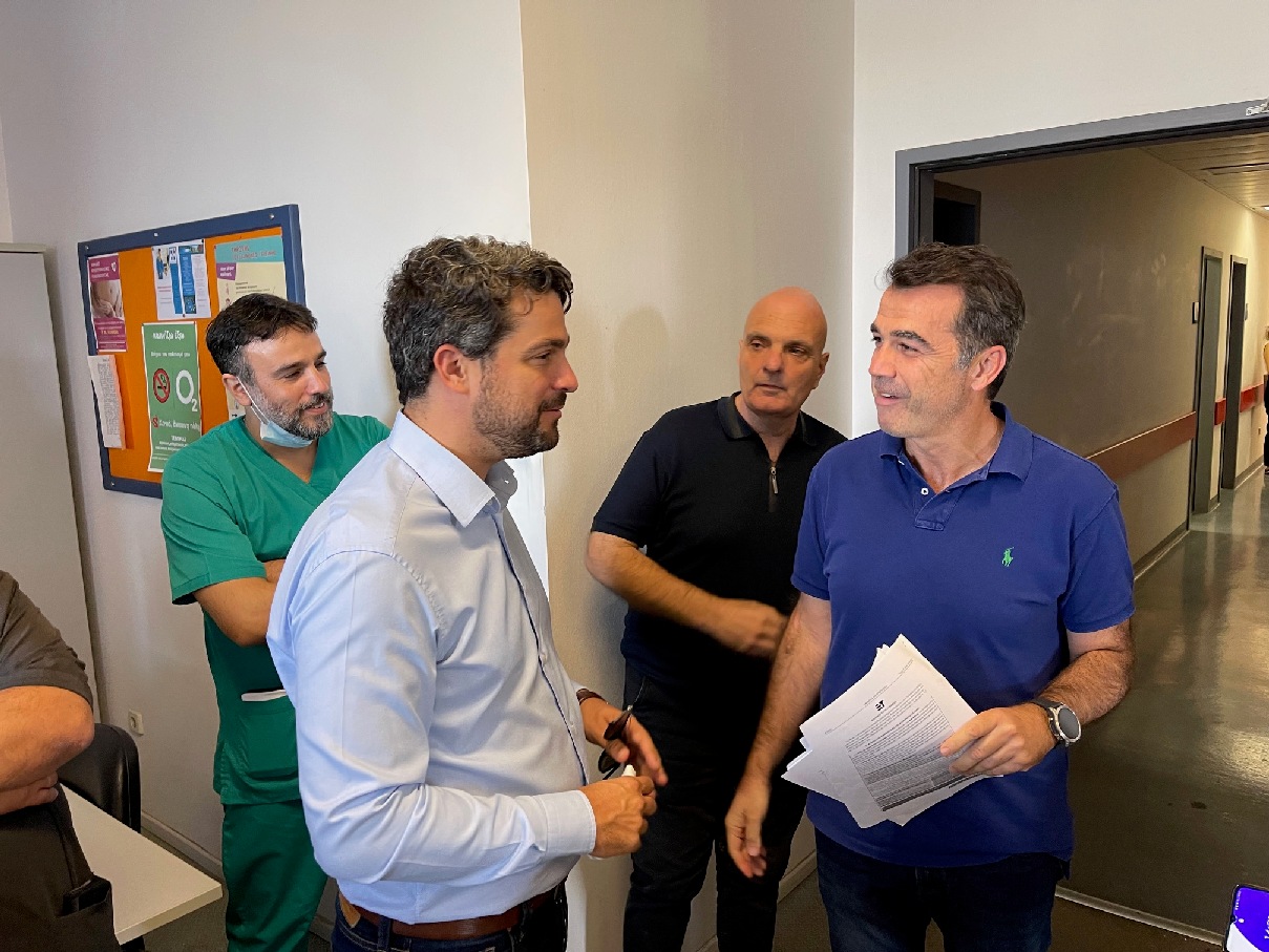 Στο Νοσοκομείο Χανίων ο Παναγιώτης Σημανδηράκης και η ομάδα «Για τα ...