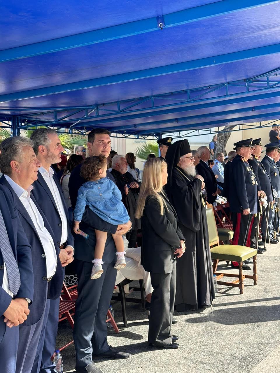 Ο βουλευτής Χανίων Αλέξανδρος Μαρκογιαννακης στις εορταστικές ...