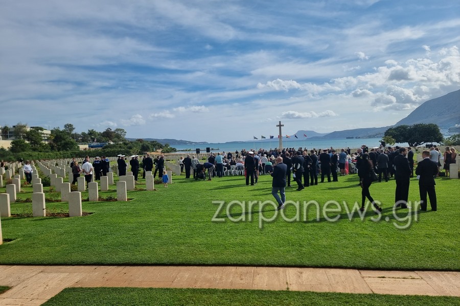 Χανιά | Τίμησαν τα 1.527 θύματα του πολέμου – Συγκίνηση στην τελετή ...