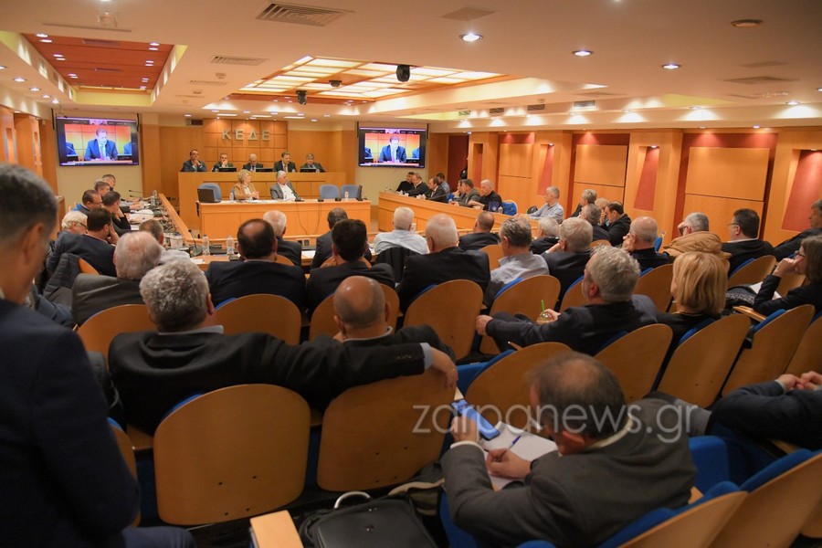 Χανιώτες δήμαρχοι στο ΔΣ της ΚΕΔΕ – Τι τους είπε ο Σκυλακάκης για τη ...