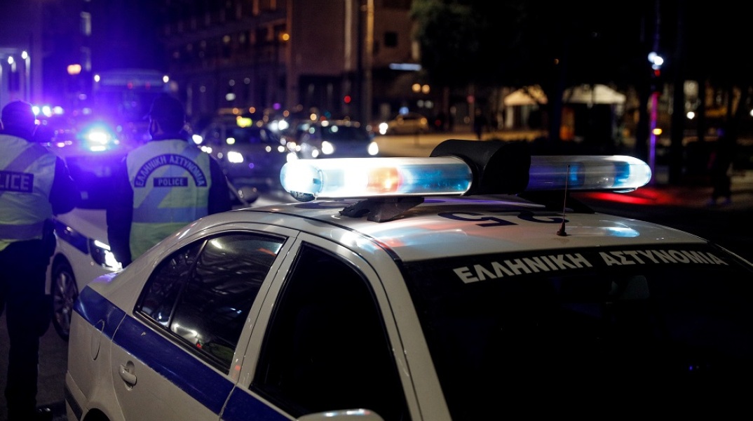 Σοκ στη Θεσσαλονίκη: Κρατούσε νεκρή την αδερφή του μέσα στο σπίτι ...