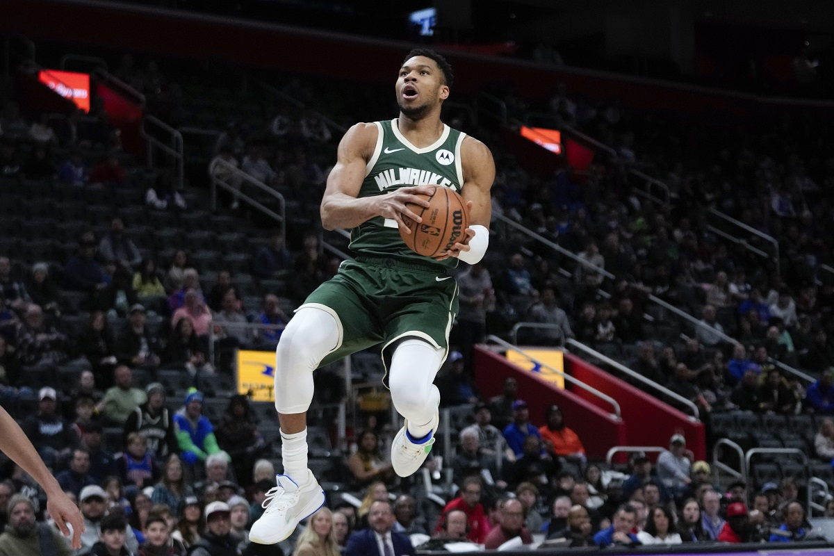 Γιάννης Αντετοκούνμπο: Νέο triple double και νίκη των Μπακς κόντρα ...