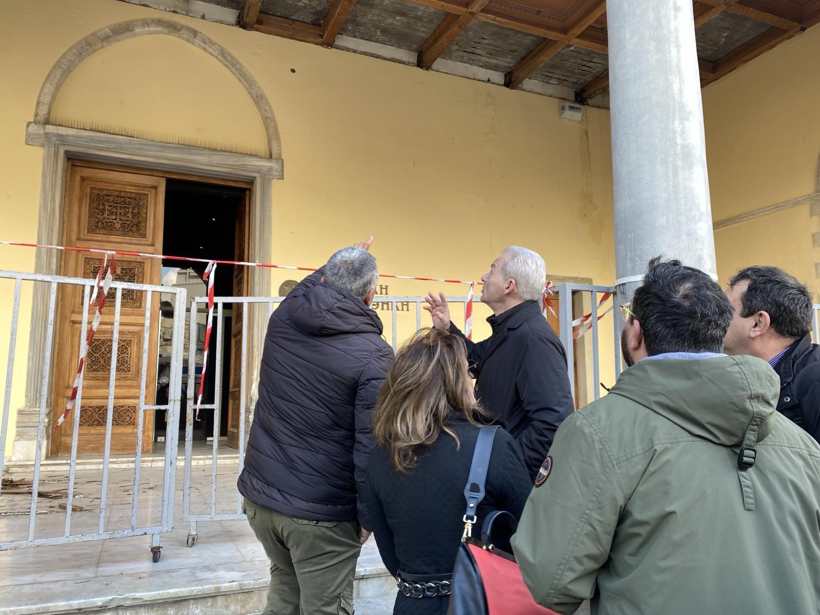 Αυτοψία στα έργα αποκατάστασης της εισόδου της Βασιλικής του Αγίου ...