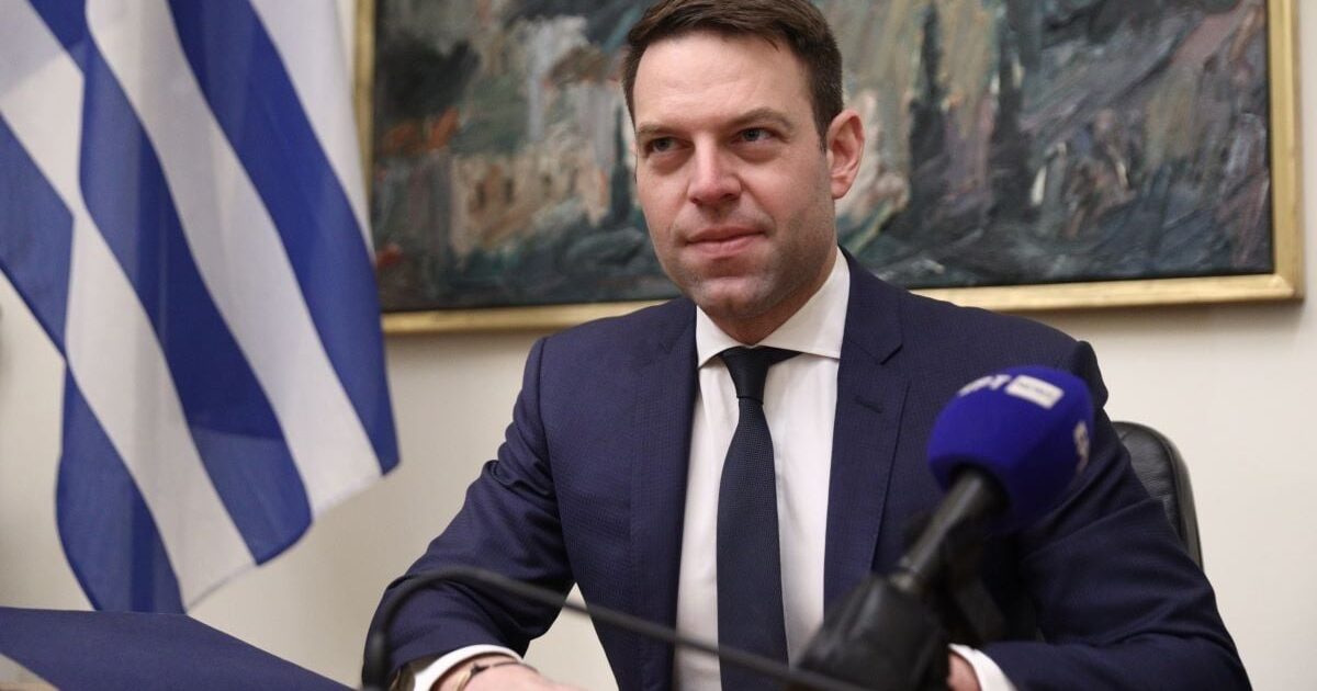 Επίθεση Κασσελάκη στον Μητσοτάκη: Ο βασιλιάς του νεολαϊκισμού δίνει ...