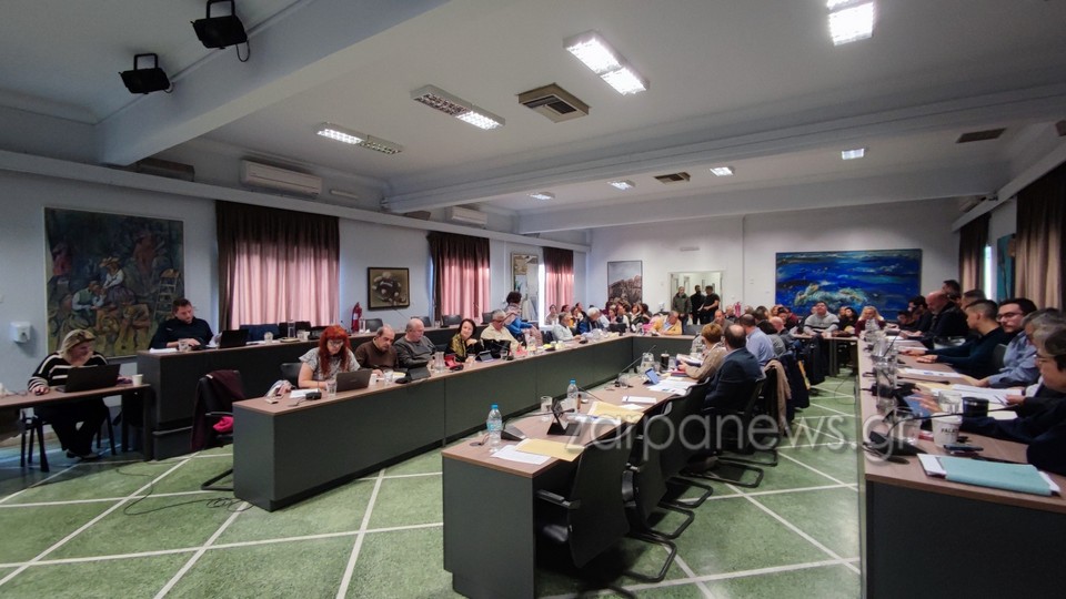 Χανιά | Γιατί καθυστερούν τα περιφερειακά πάρκινγκ – Τι είπαν στο ...