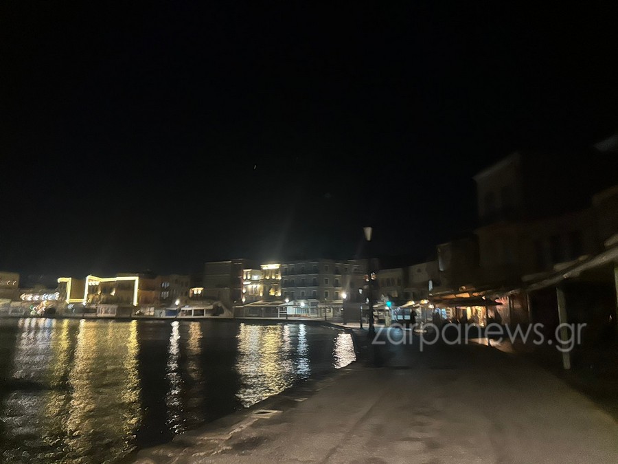 Χανιά | Σκοτάδια στο Ενετικό Λιμάνι των Χανίων – Στις τρεις κολώνες ...