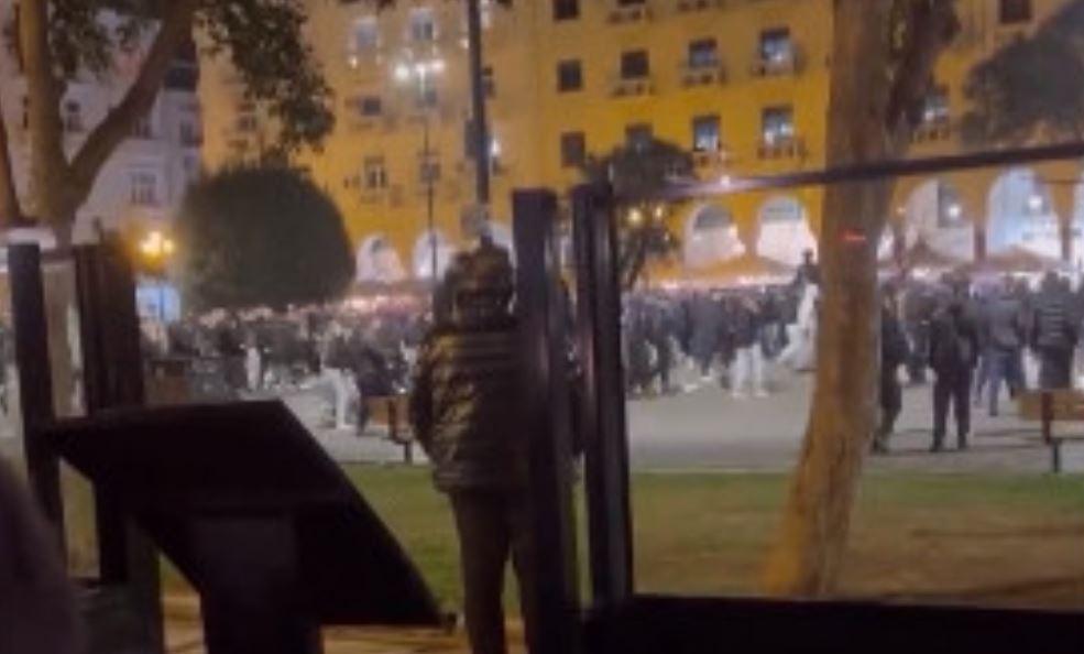 Σφοδρές αντιδράσεις για την ομοφοβική επίθεση στην πλατεία Αριστοτέλους ...
